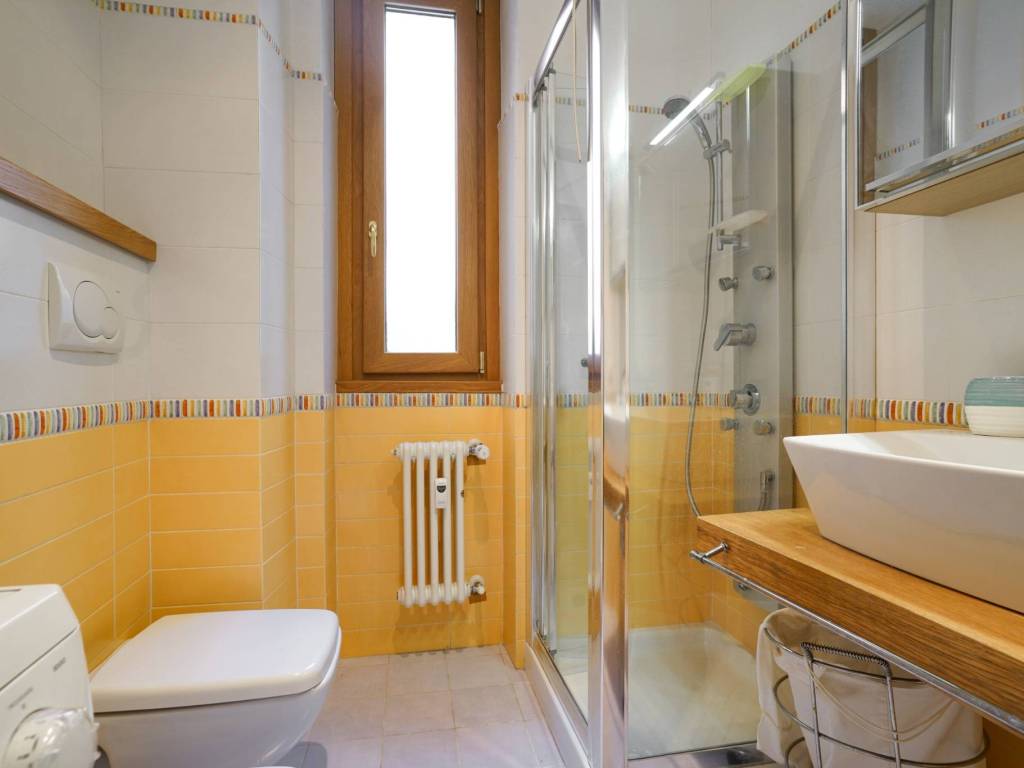 Vendita Appartamento Roma. Bilocale in via Rocca Priora 56. Buono stato ...