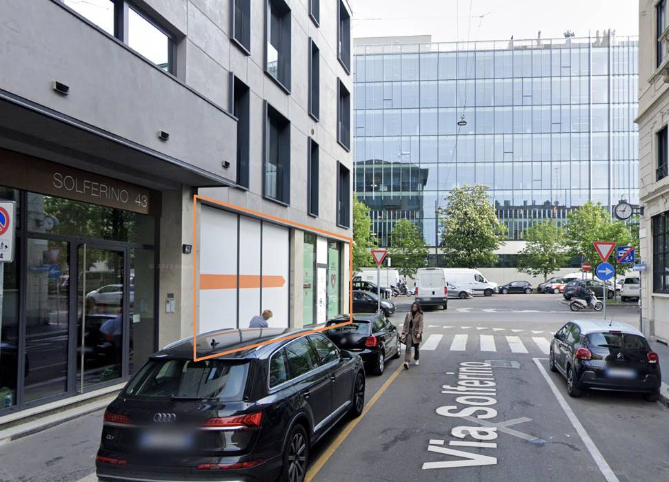 Locale commerciale con laboratorio via Solferino 43, Milano, Rif ...