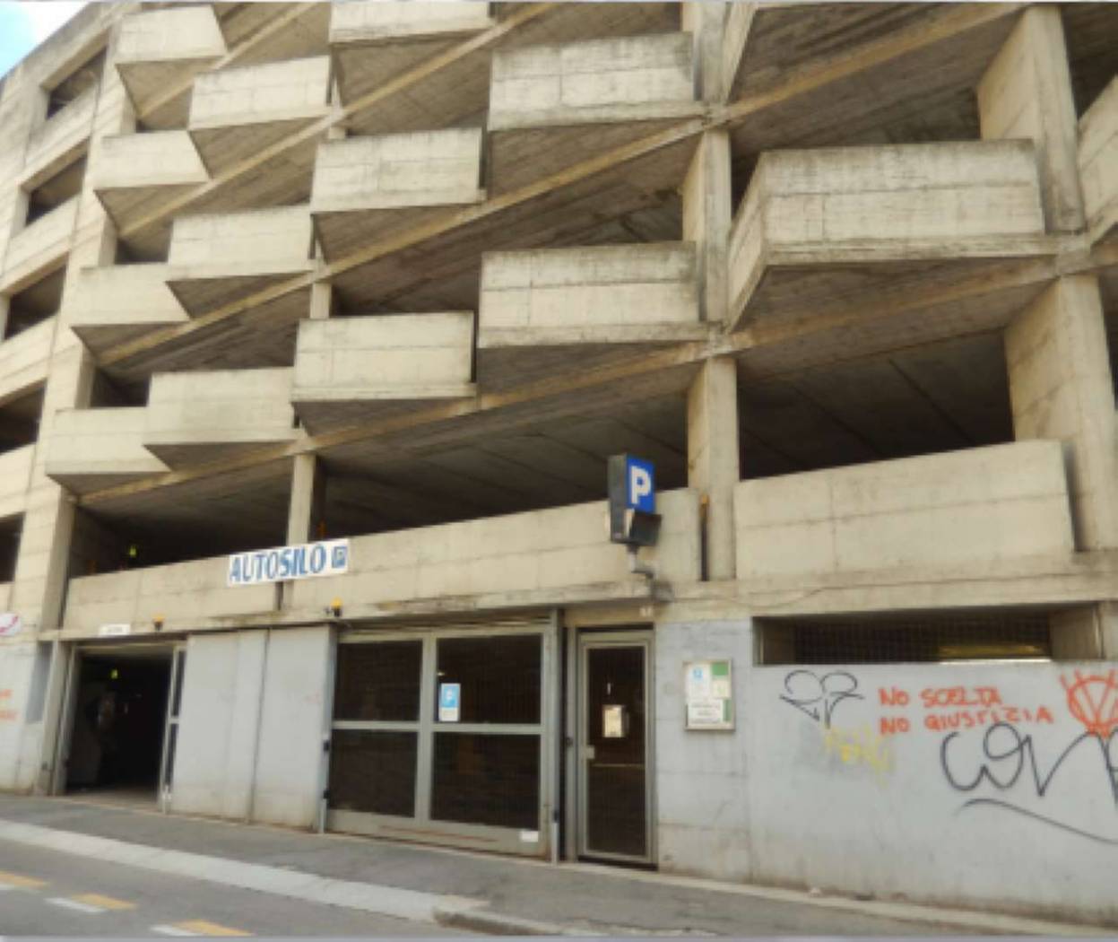 Garage - Box in Vendita