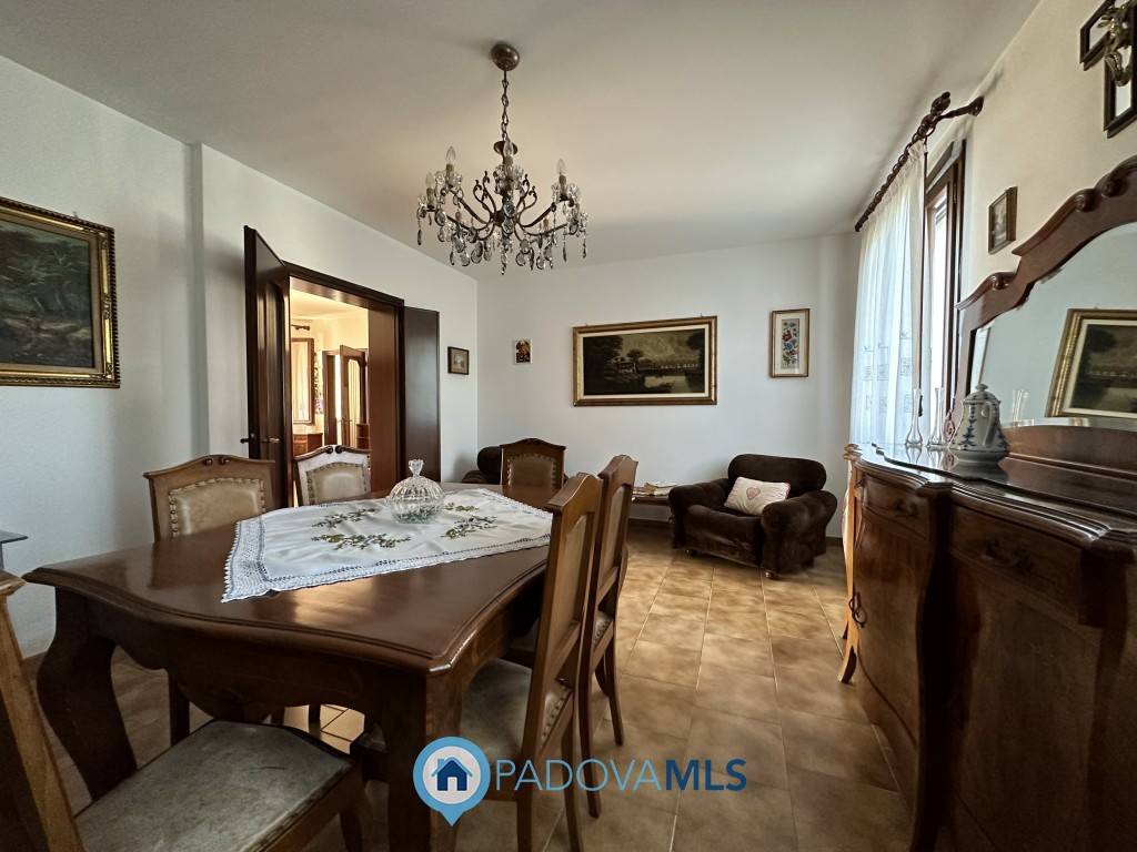 Vendita Villa unifamiliare in via Casette Conselve. Buono stato, posto ...