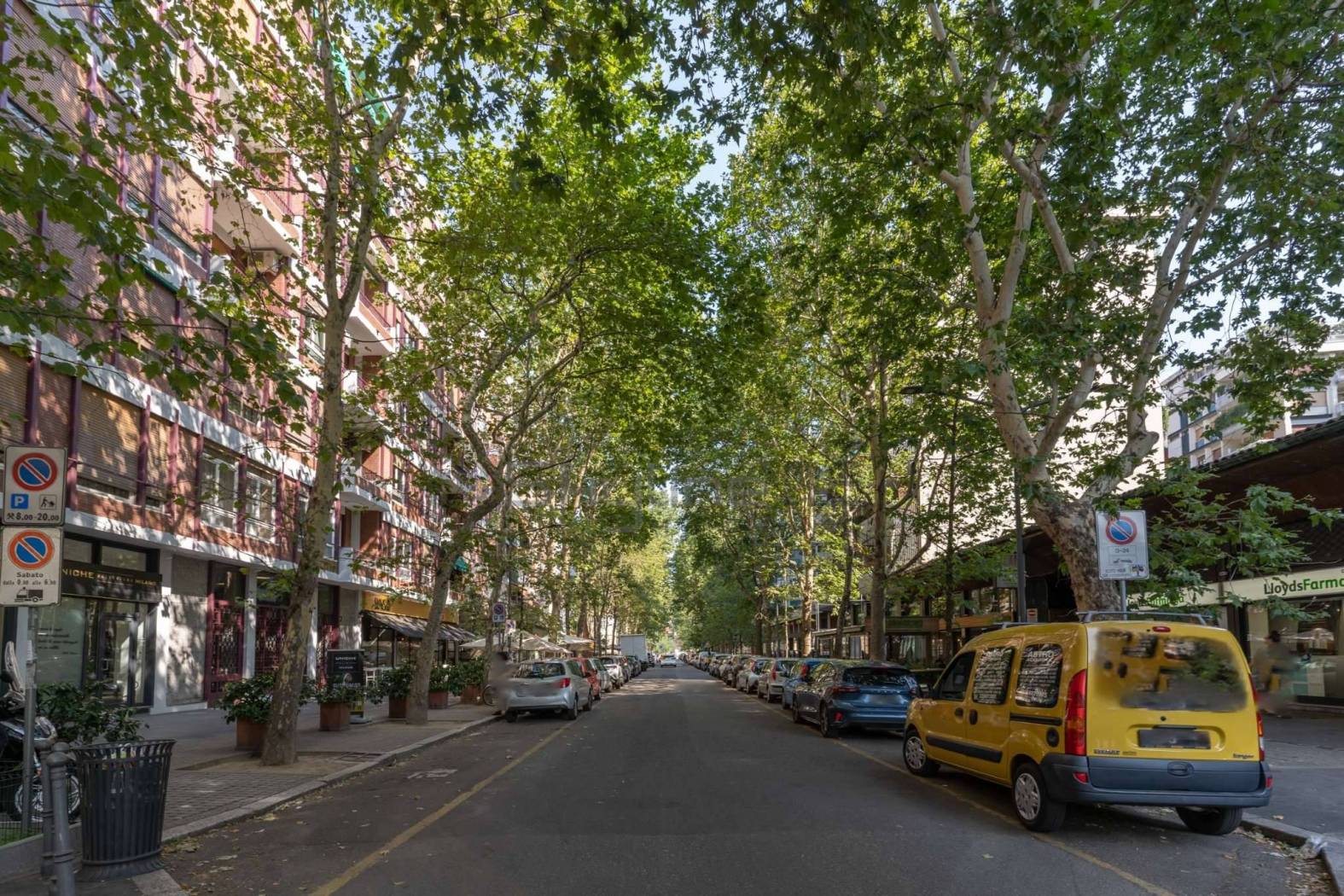 Locale commerciale in Vendita