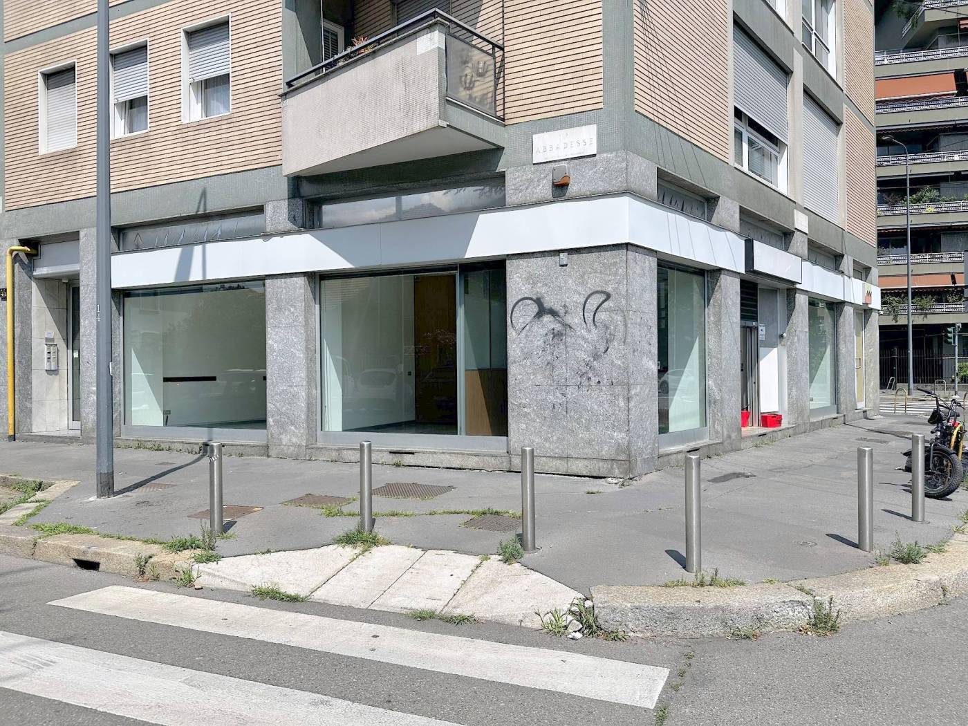 Locale commerciale in Vendita