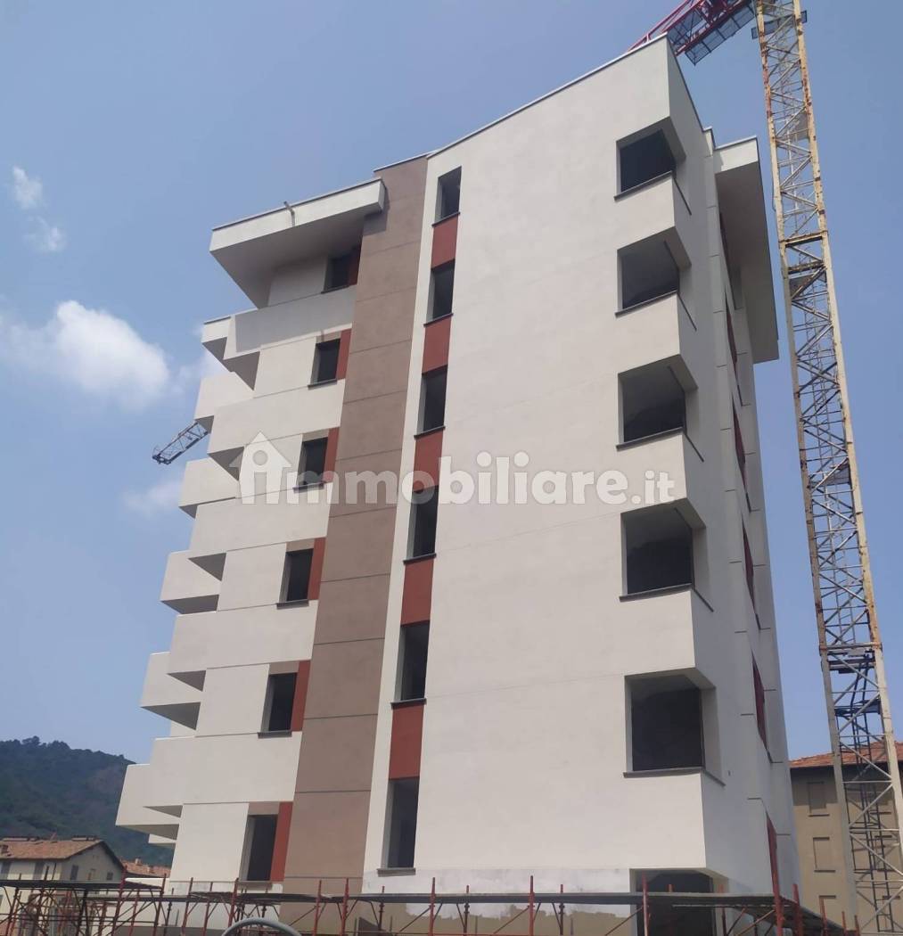 Appartamento piazzale Monte Santo 8, Como Sole, Como