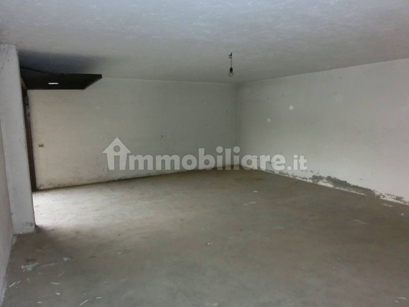 Garage - Box in Vendita