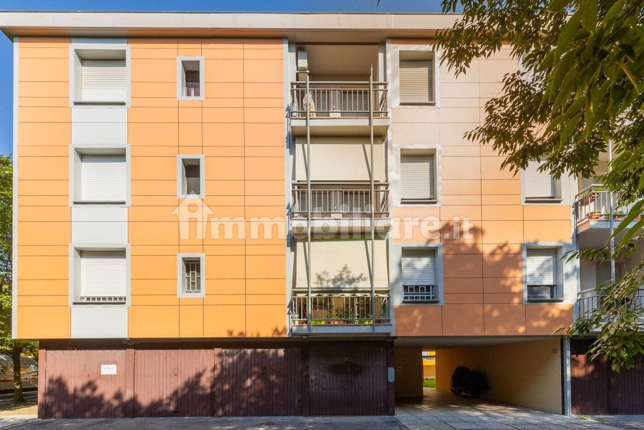 Trilocale via Puccini 5, Funo, Argelato