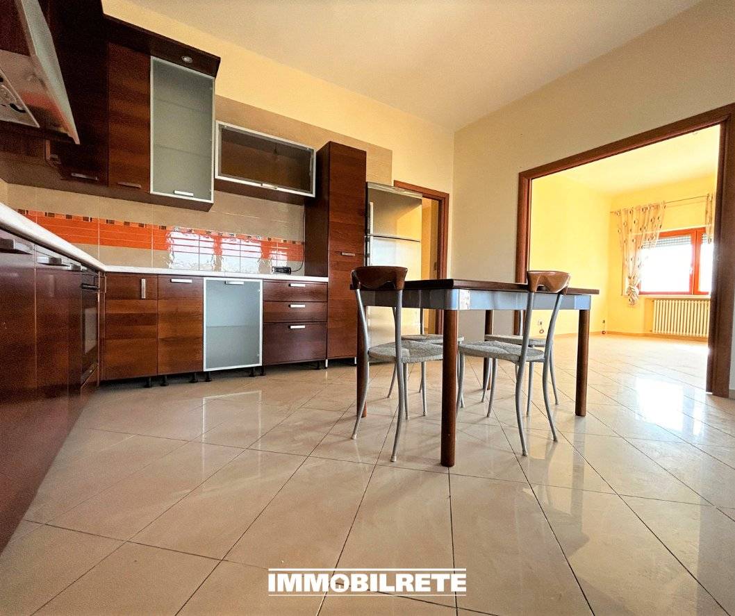 Quadrilocale via Tommaso Traetta, Centro, Matera