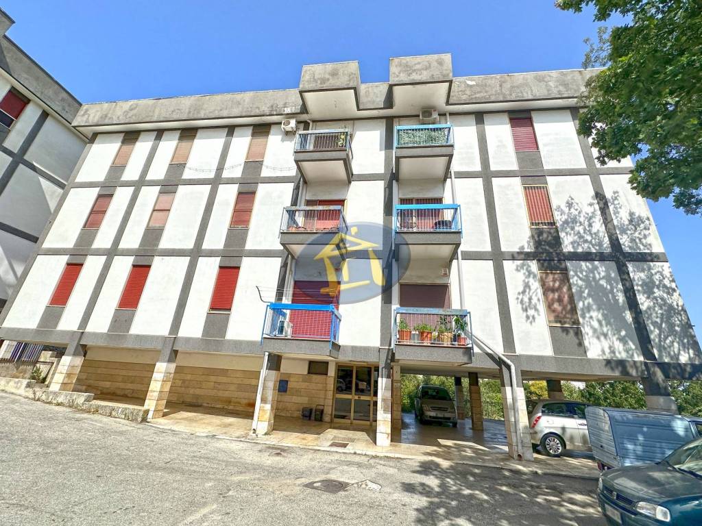 Vendita Appartamento in Strada Comunale San Nicola. Putignano. Buono ...