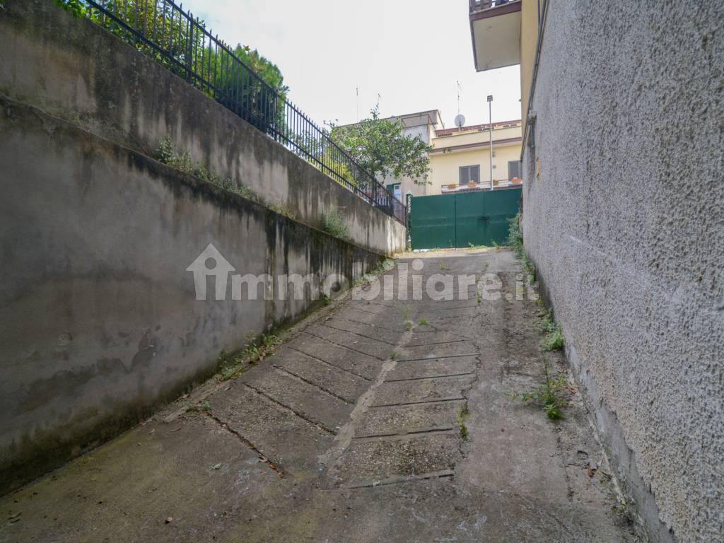 Magazzino - Deposito via Martino Rota 25, Roma, Rif. 104912605 ...