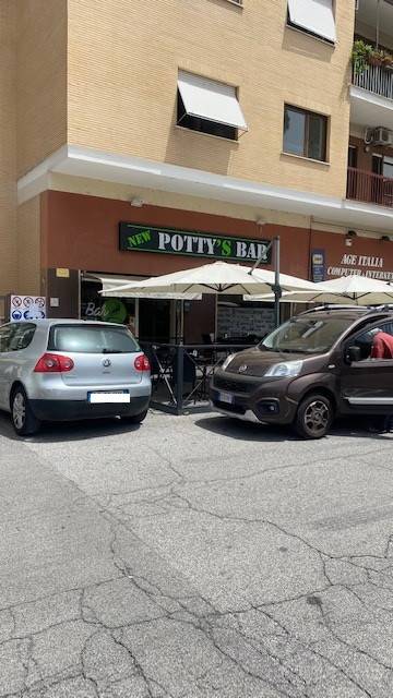 Bar via Val Maggia, Roma, Rif. 104926905 - Immobiliare.it