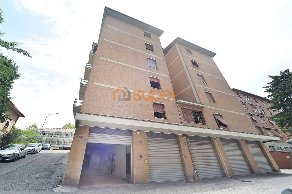 Garage - Box in Vendita