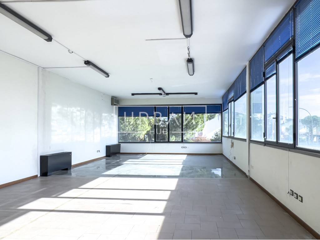 Laboratorio in Vendita