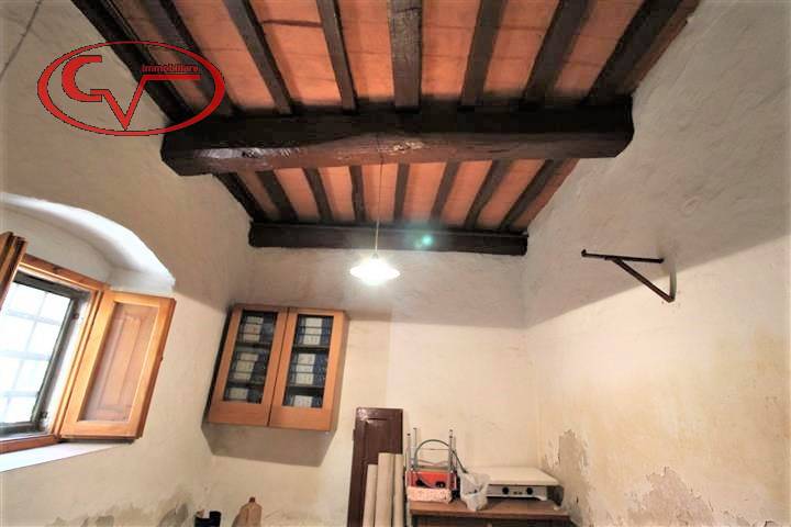 Bilocale viale Roma, Centro, Loro Ciuffenna