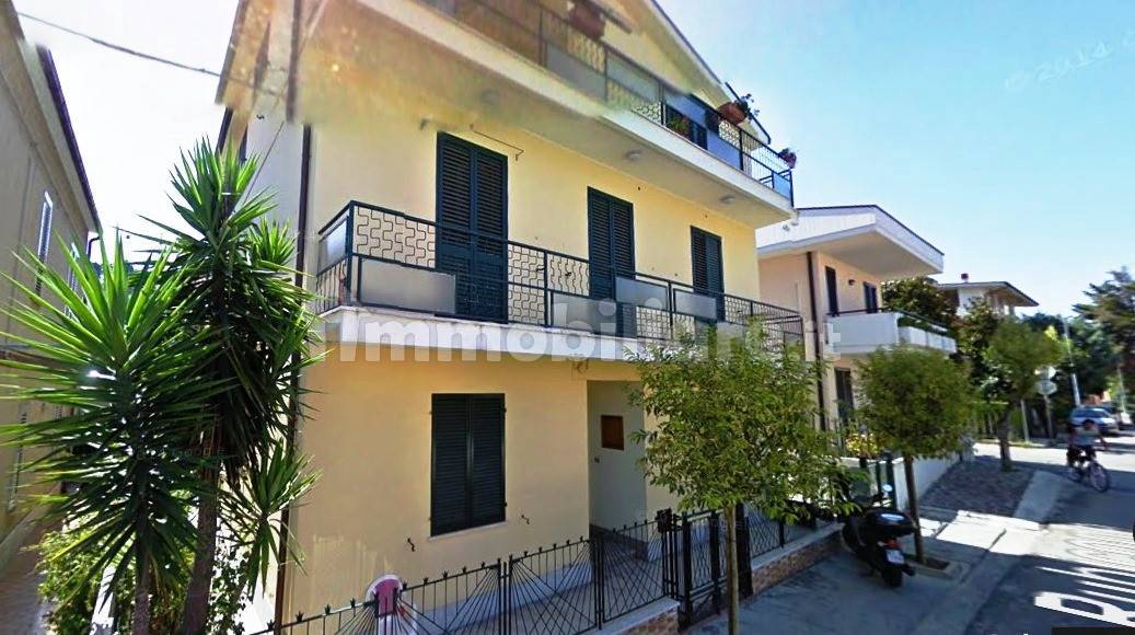 Appartamento via Rubicone 4, Centro, Roseto degli Abruzzi
