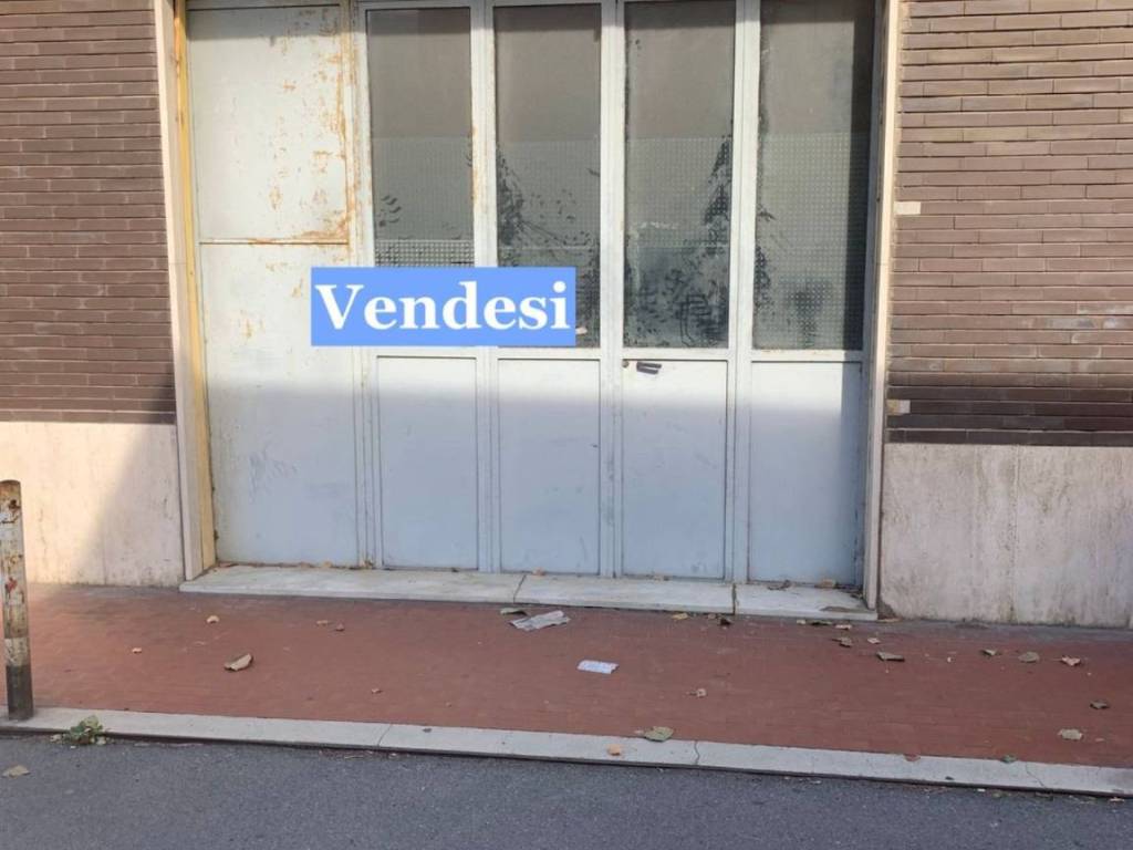 Garage - Box via Nuvolone San c, Taggia, Rif. 104977647 - Immobiliare.it