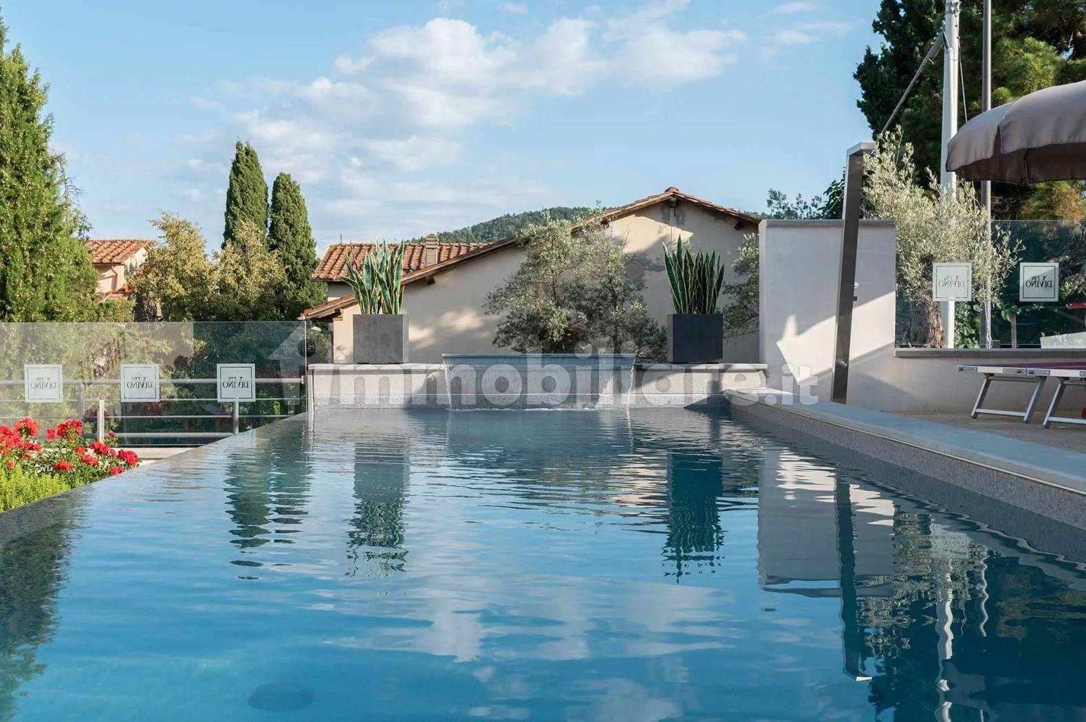 Locale commerciale in Vendita