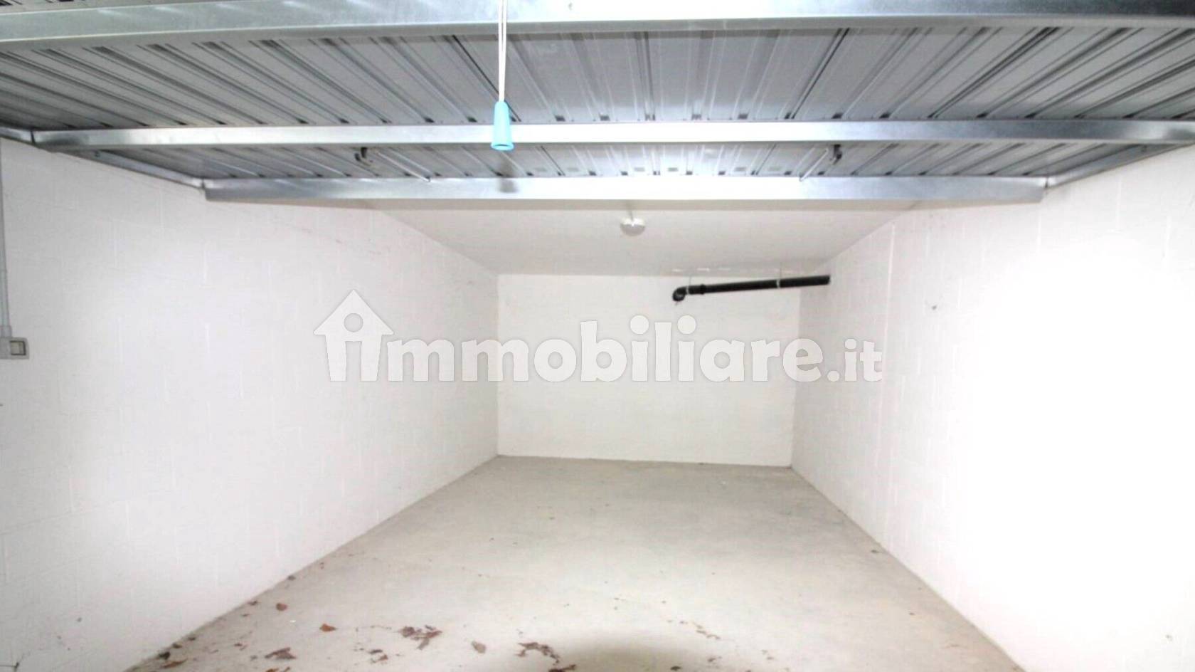 Garage - Box in Vendita