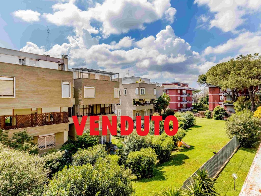 Vendita Appartamento Roma. Quadrilocale in via Alberto Litta Modignani ...