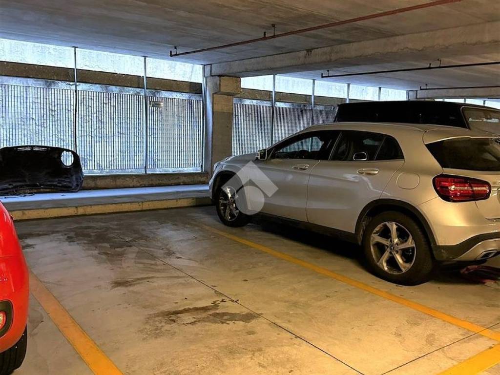 Posto auto - moto via Giacomo Quarenghi 27, Milano, Rif. 105080623 ...