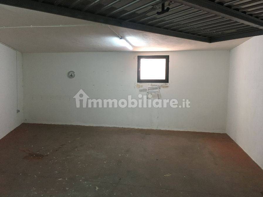 Garage - Box in Vendita