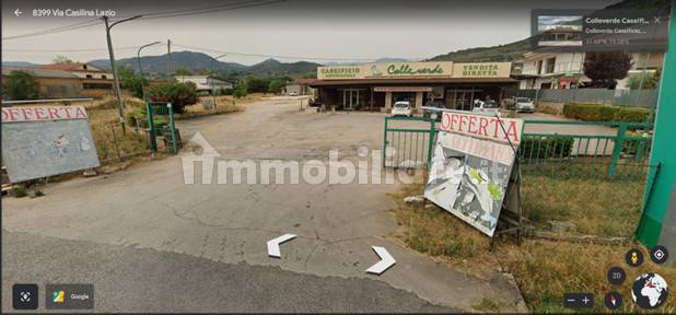 Locale commerciale con laboratorio in Vendita