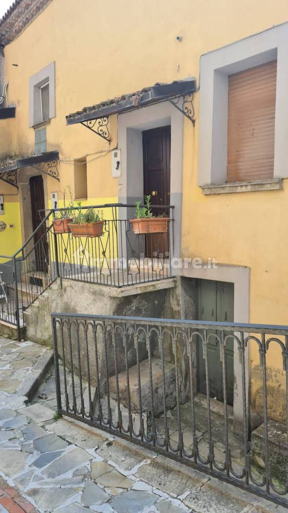 Trilocale via San Francesco di Paola 12, Centro, Anzi