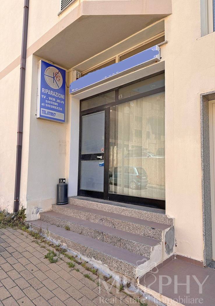 Locale commerciale in Vendita