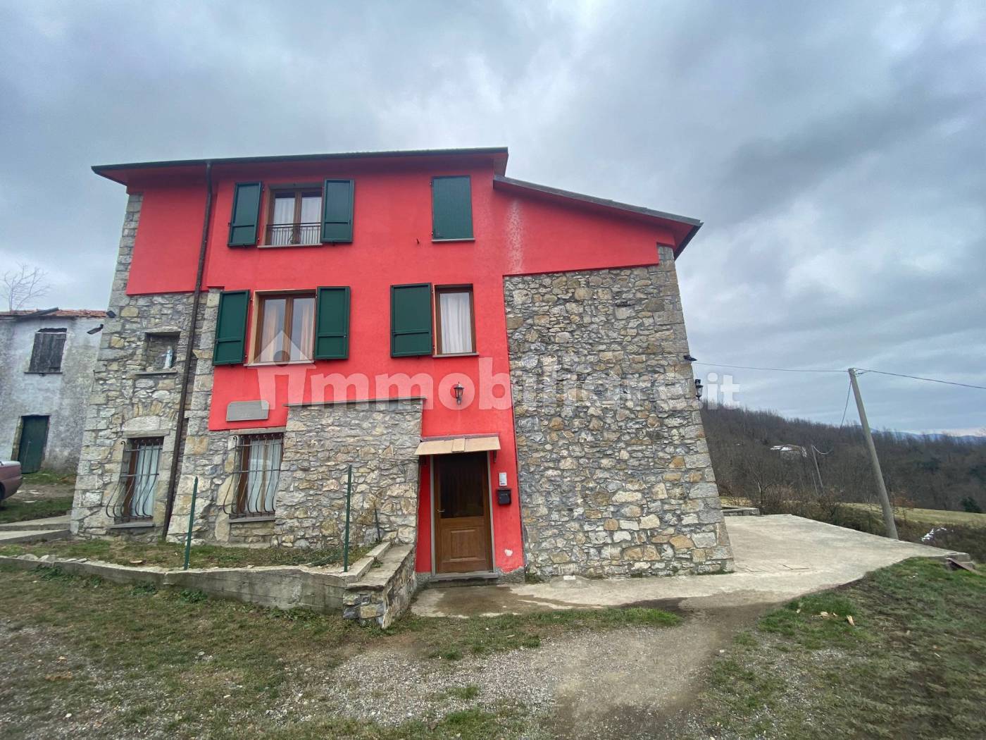 Agriturismo in Vendita