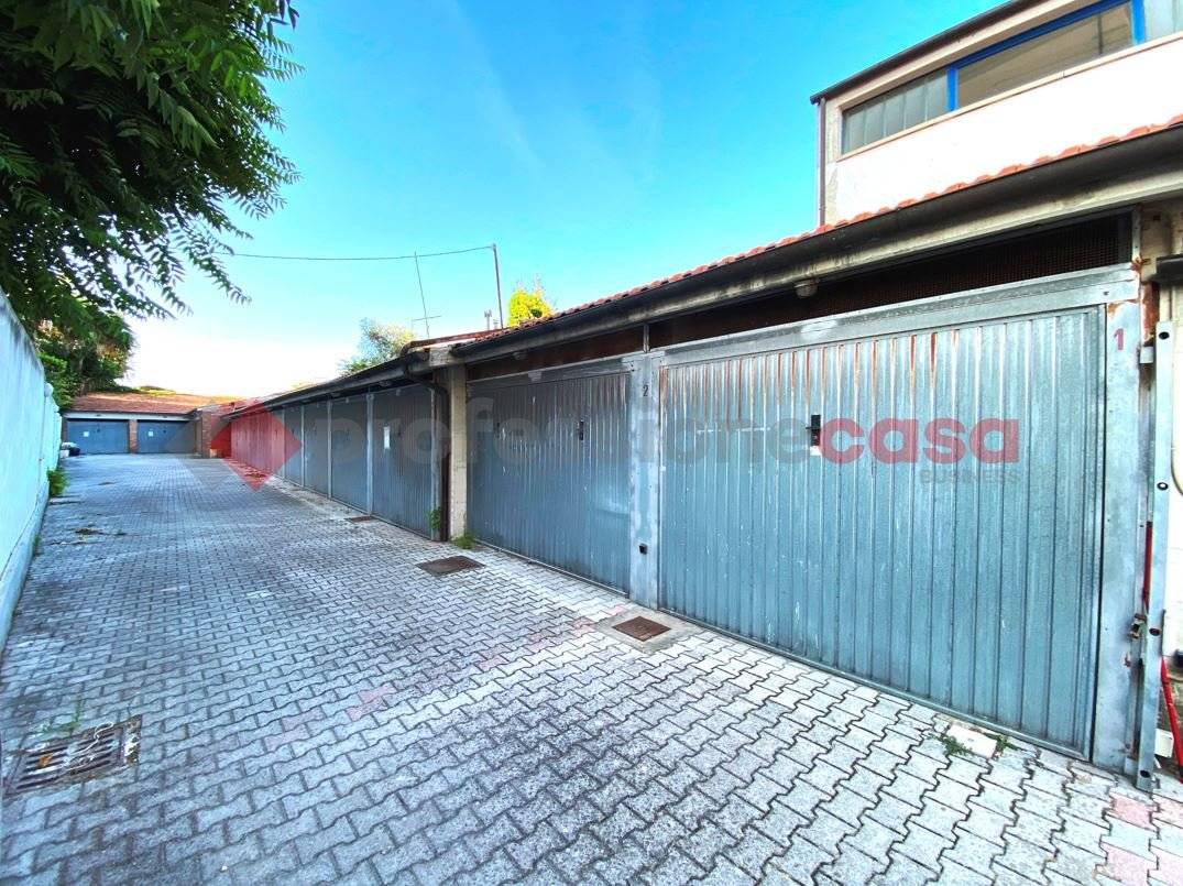 Garage - Box in Vendita