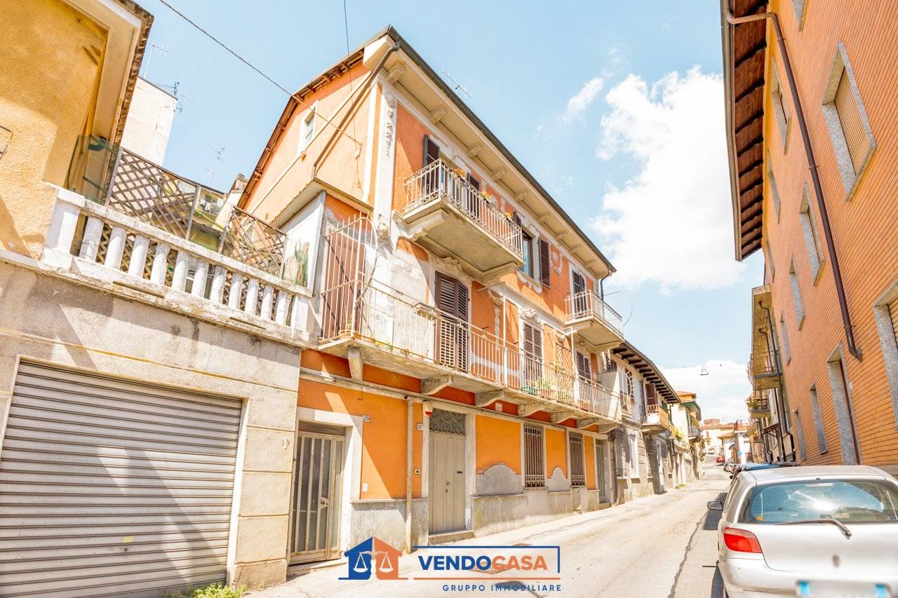 Bilocale via Cristoforo Colombo 31, Centro Storico, Moncalieri