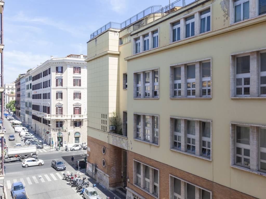 Vendita Appartamento in via Palestro. Roma. Buono stato, quarto piano ...