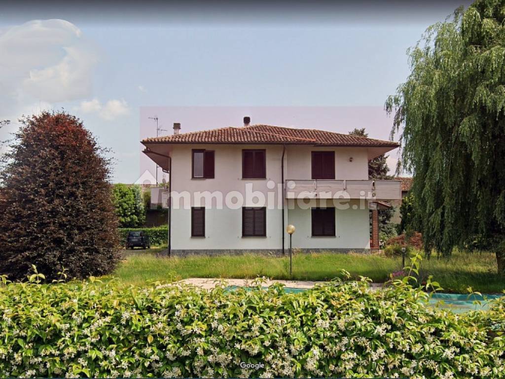 Vendita Appartamento Linarolo. Trilocale in via Po 50. Ottimo stato, primo piano, posto auto ...