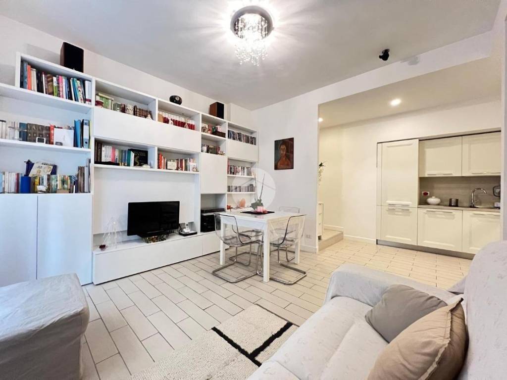 Vendita Appartamento Roma. Bilocale in via Teodolfo Mertel 40. Ottimo ...
