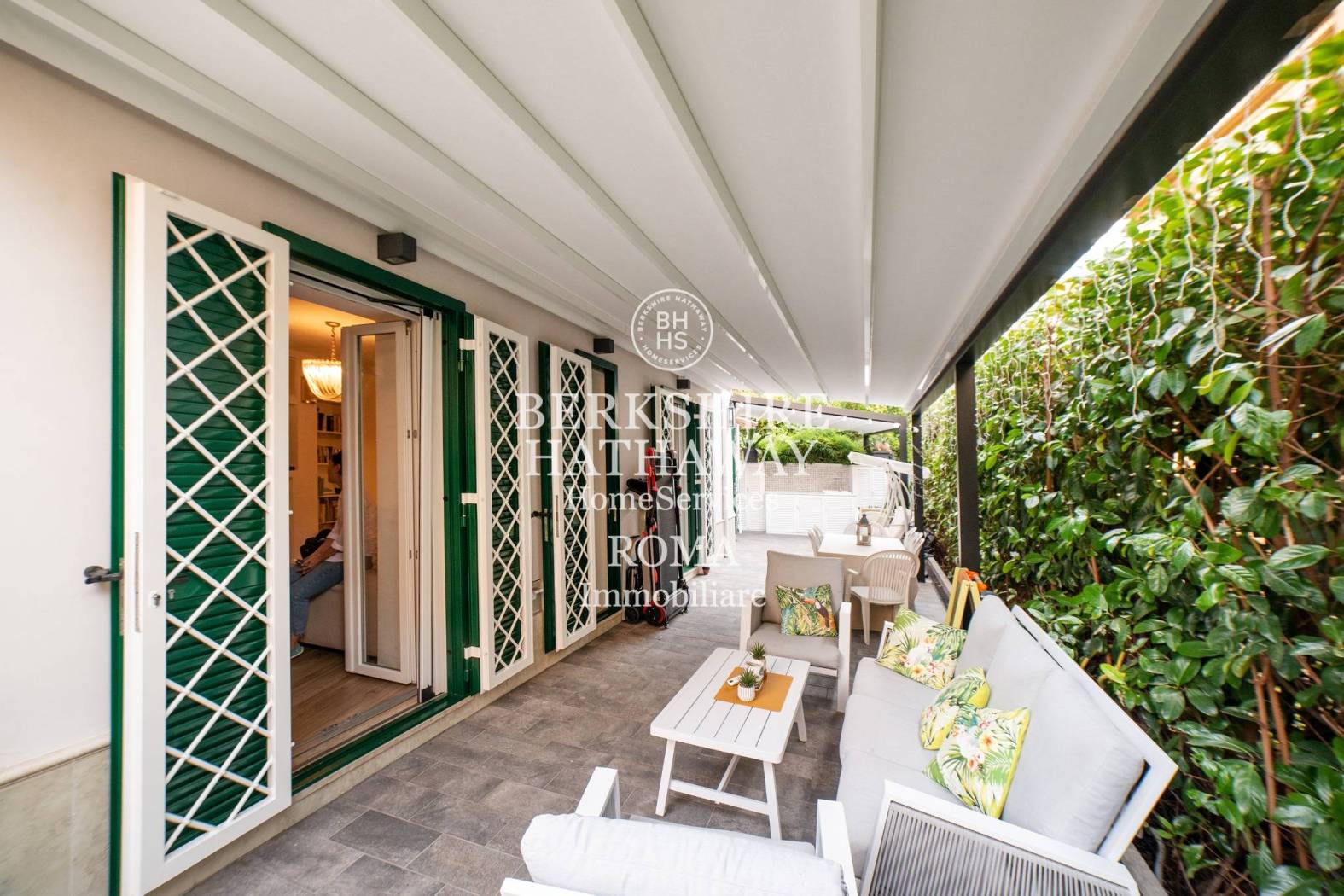 Quadrilocale via Vitruvio, Medaglie d'Oro, Roma