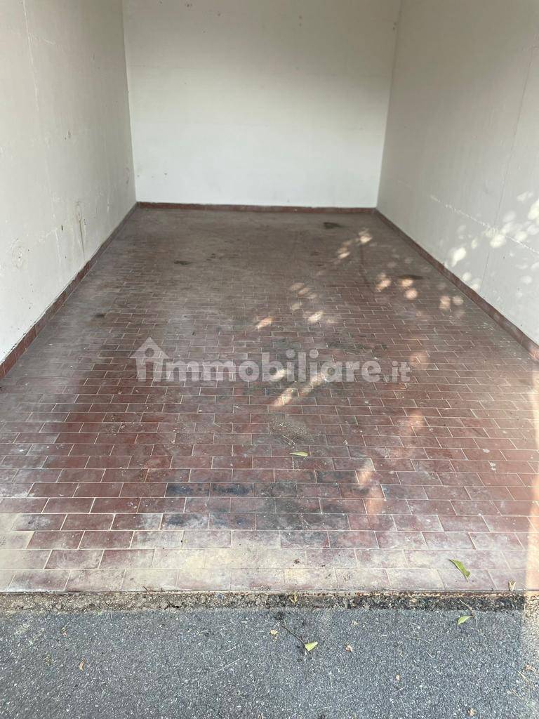 Garage - Box in Vendita