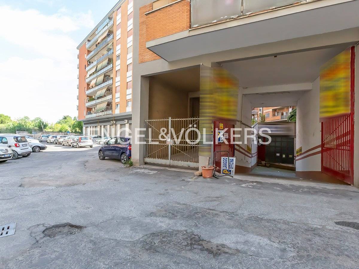 Garage - Box in Vendita