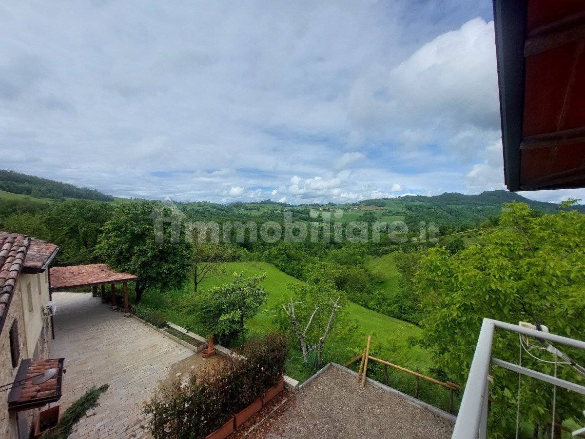 Trilocale buono stato, primo piano, Centro, Casina