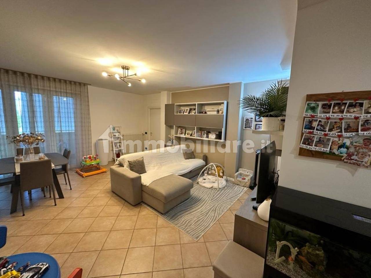 Trilocale via Castelleone 12, Sant'Ambrogio, Cremona