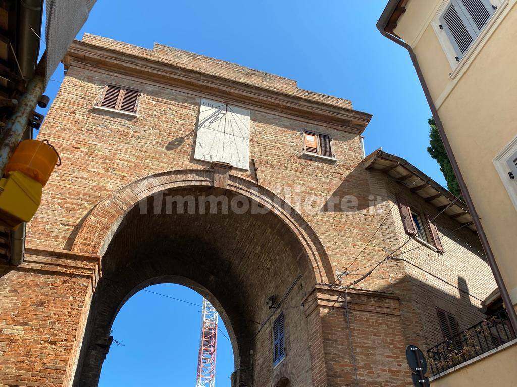 Quadrilocale via Donato Bramante, Centro, Urbino