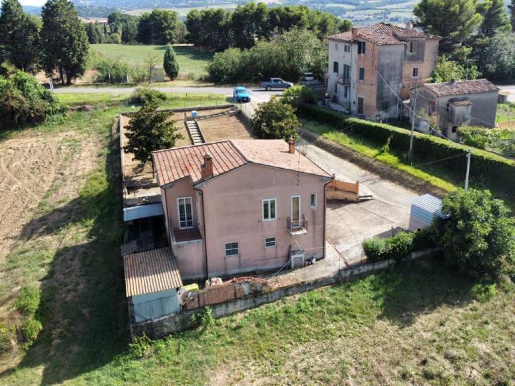 Sale Single-family detached house in Strada Statale Orvietana Todi ...