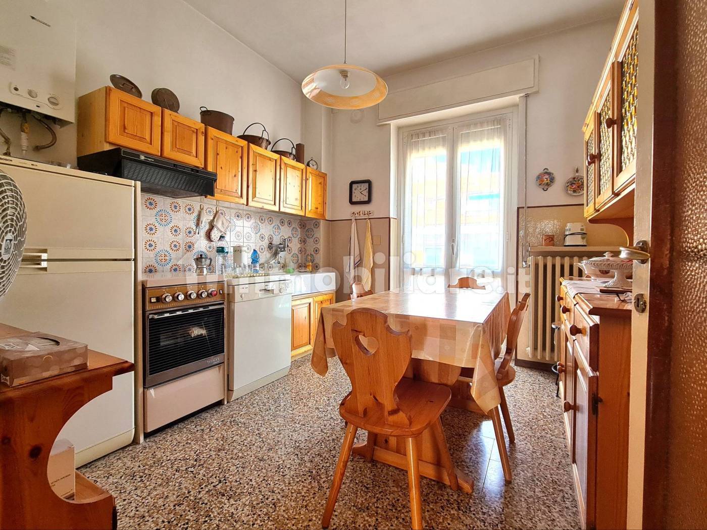 Trilocale via Eredi Farina 15, Stazione - Ticinello, Pavia