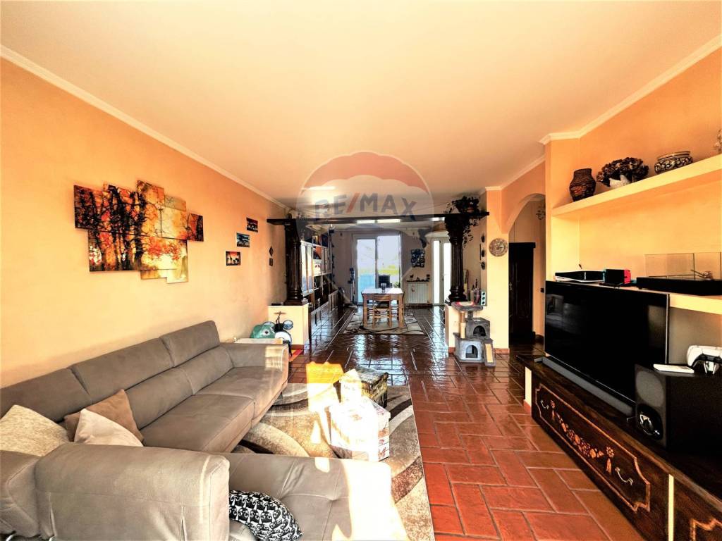Vendita Villa a schiera in via Leonardo da Vinci 209 Samarate. Ottimo ...