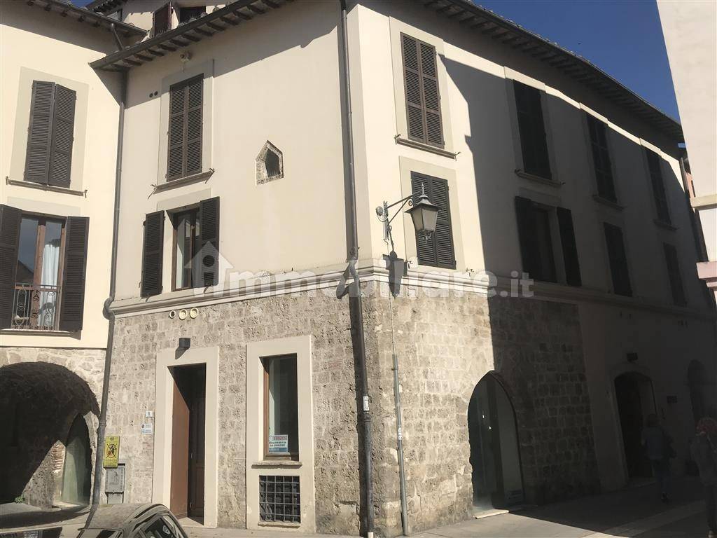 Ufficio - Studio dei Chiodaioli 10, Terni, Rif. 105498803 - Immobiliare.it