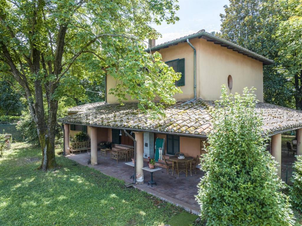 Vendita Villa unifamiliare in via Colle Lungo Zagarolo. Buono stato ...