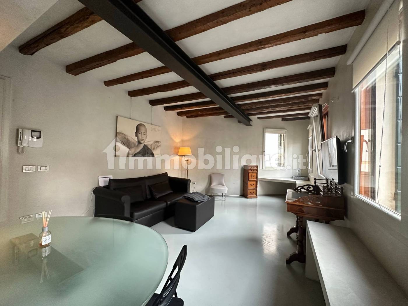 Bilocale piazza Silvio Trentin, Piazza dei Signori, Treviso