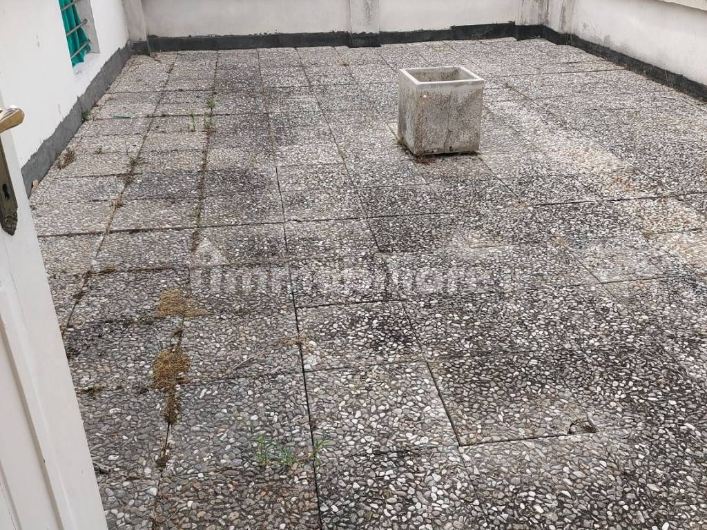 Vendita Appartamento Pesaro. Trilocale in via Paolo Luchini. Buono ...