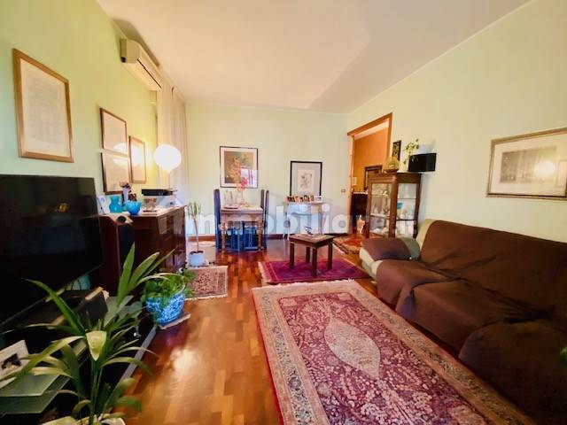 Trilocale buono stato, secondo piano, San Giovannino - Pompieri, Pavia