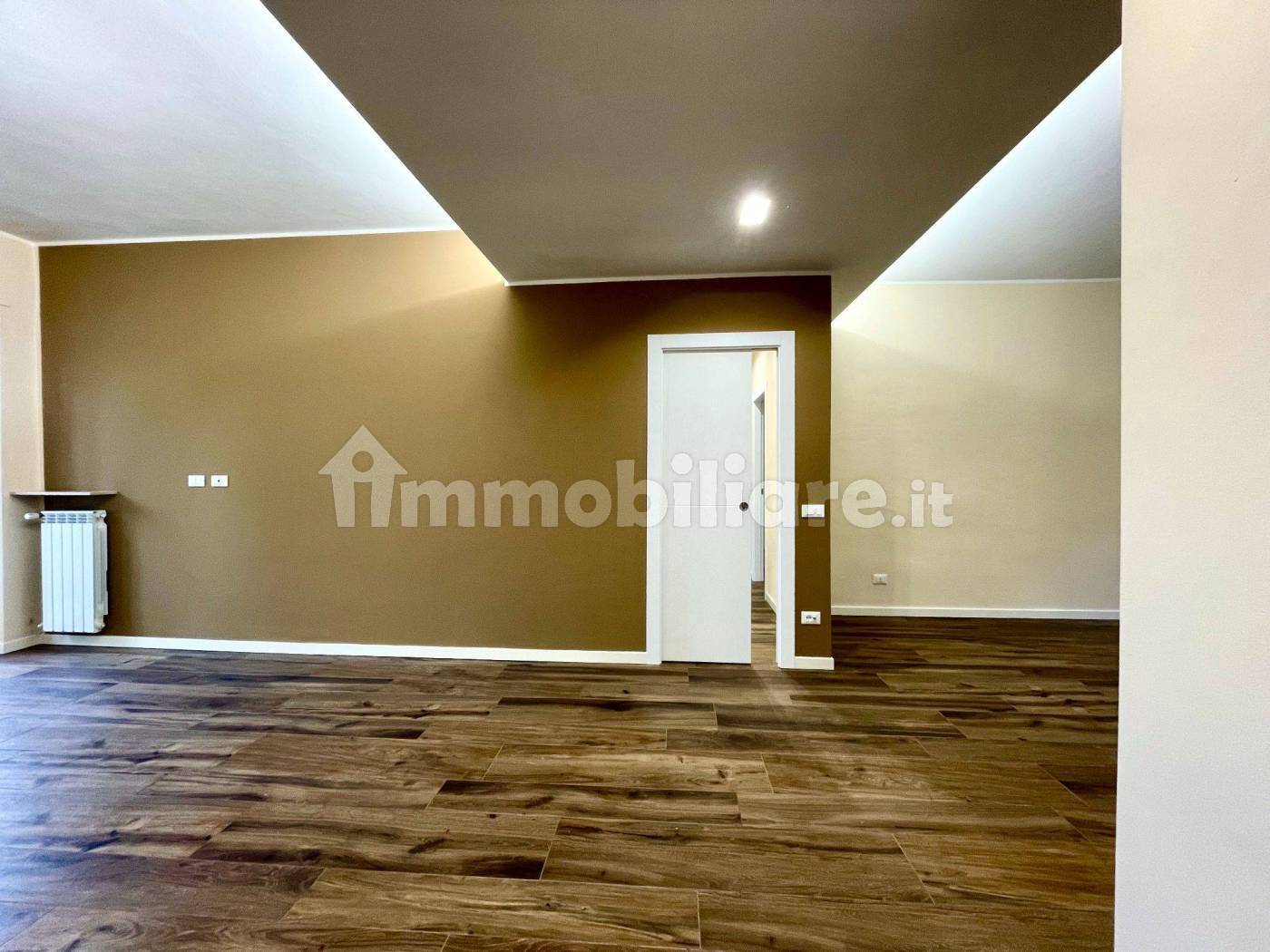 Trilocale via del Castello 70, Via Taverna - Ospedale, Piacenza