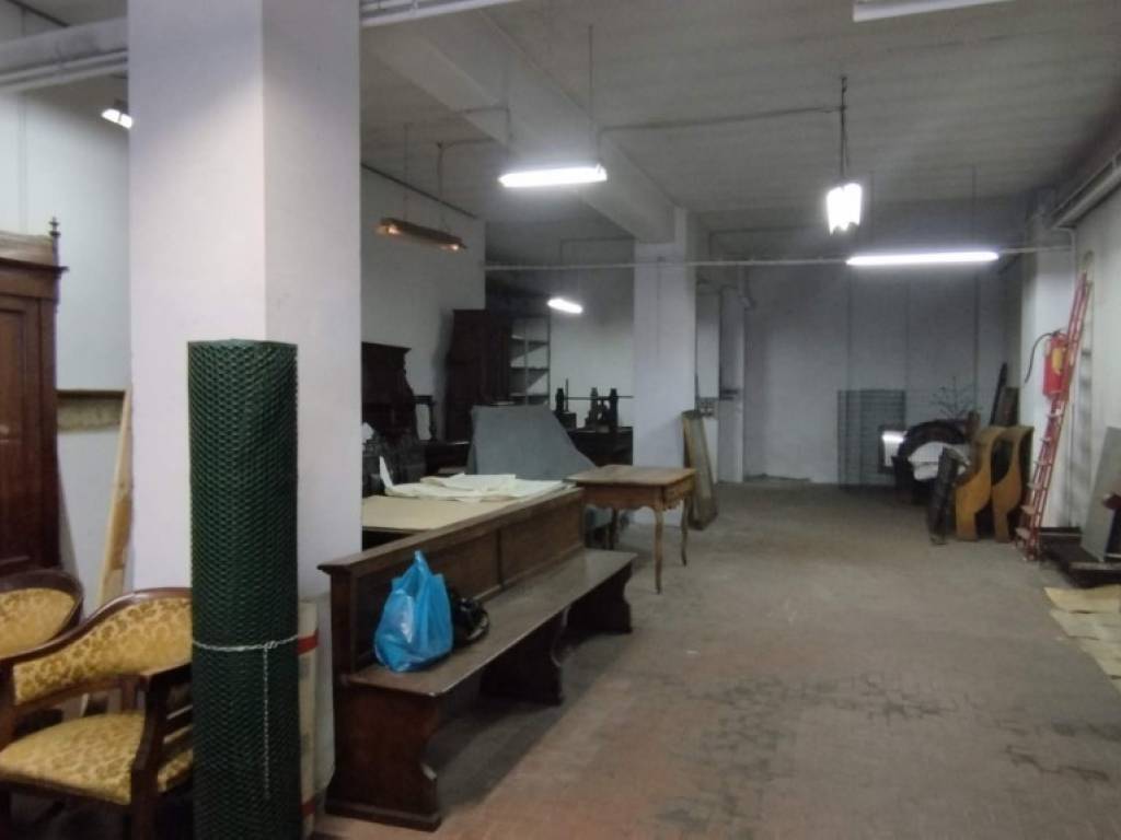 Magazzino - Deposito Galleria Cosimo Fanzago, Bergamo, Rif. 105626037 ...
