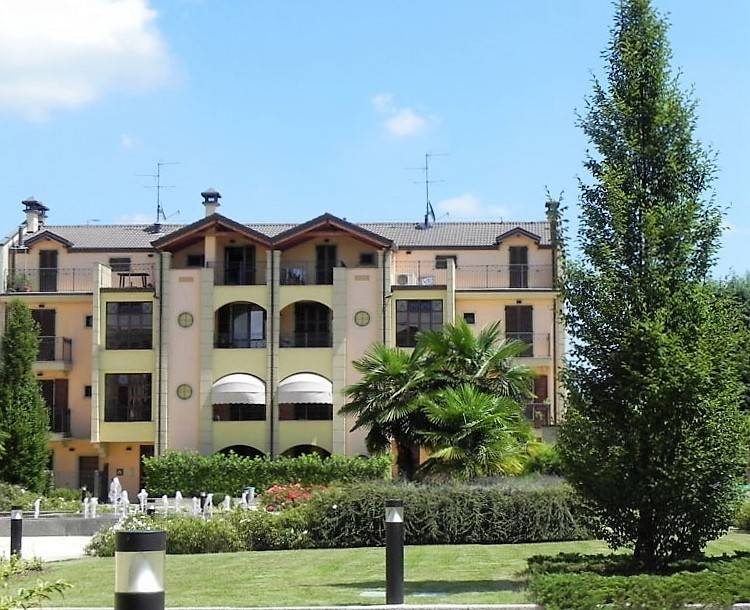 Vendita Appartamento Vaprio d'Adda. Bilocale in via Dante Alighieri ...