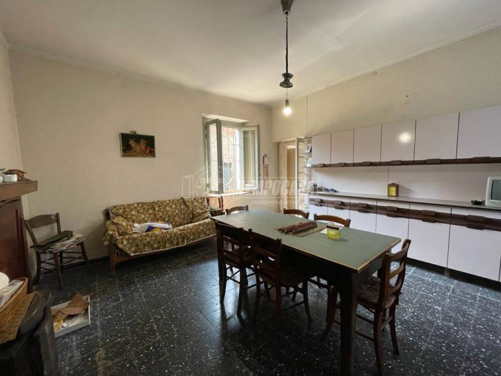 Vendita Villa unifamiliare in via Milano 10 Beregazzo con Figliaro. Da ...